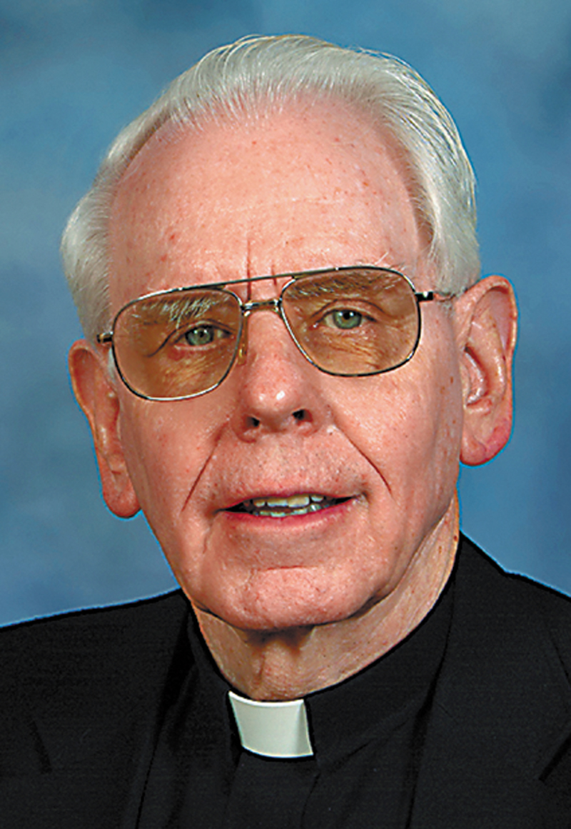 Marking priesthood milestone anniversaries - The Catholic Messenger