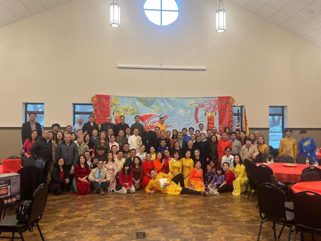 Vietnamese Catholics ring in the Lunar New Year