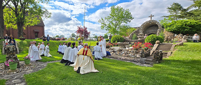 ‘You’re now a tabernacle’ carrying the body of Christ: National ...